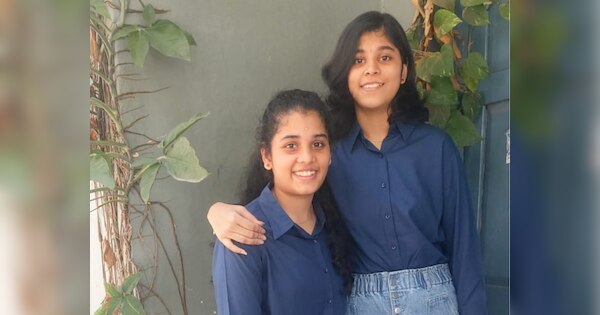 twin sisters chukki and ibbani chandra kv got same marks in class 10th ...