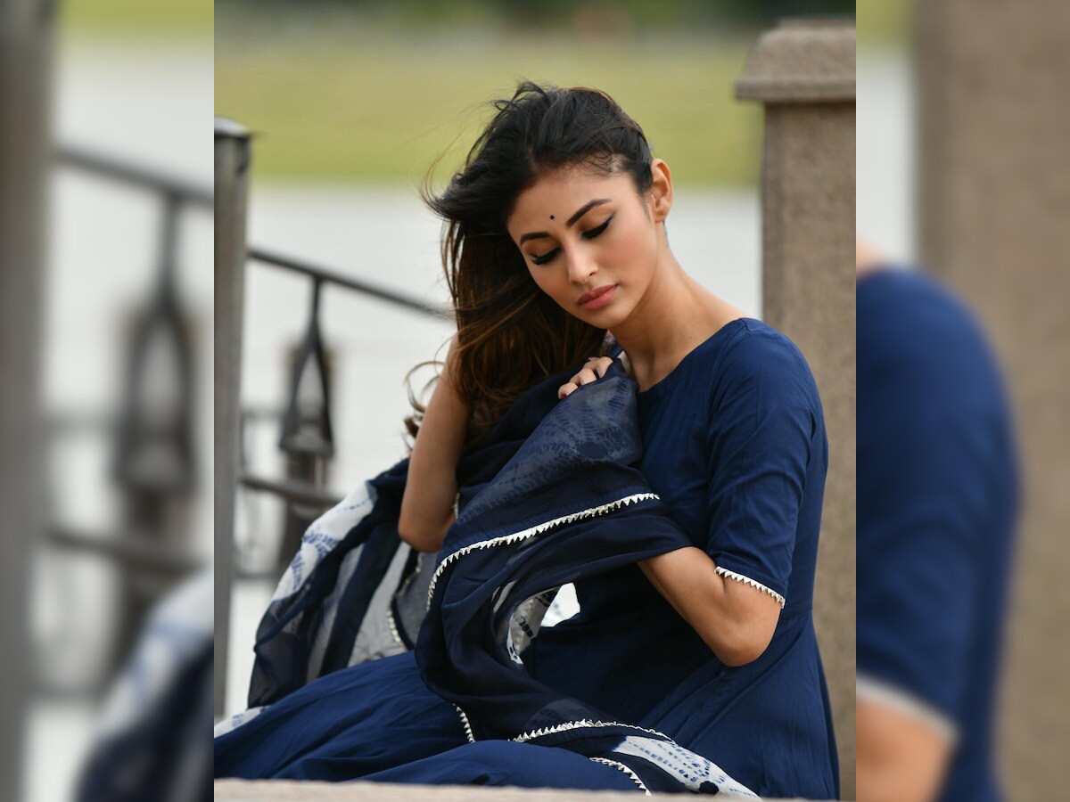 Mouni Roy Looks Ethereal In A Black Suit Beautifil Photos Go Viral See Here Entertainment New ...