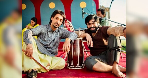 Diljit Dosanjh Co Actor Anjum Batra Reveals Why Actor Keeps Hiis ...