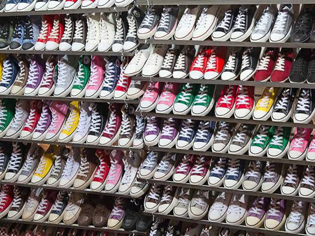 10 most famous markets of Indore for shopping Sarafa Bazaar MT Cloth ...