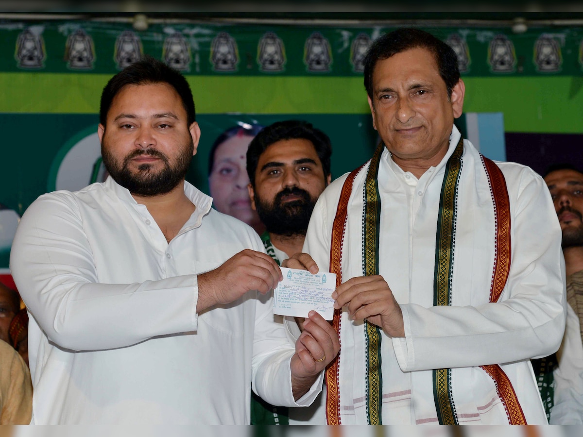 khagaria mp choudhary mehboob ali kaiser joins rjd see photos | चौधरी महबूब अली कैसर RJD में हुए ...