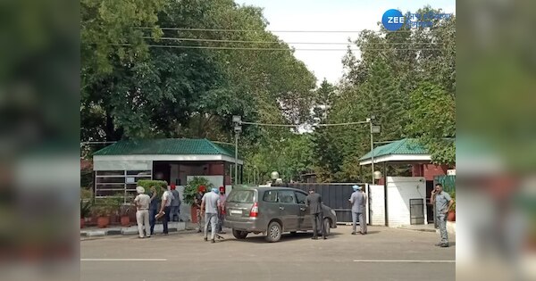 CM Residence outside Road will open from May1 High Court order to DGP and SSP of Chandigarh Police