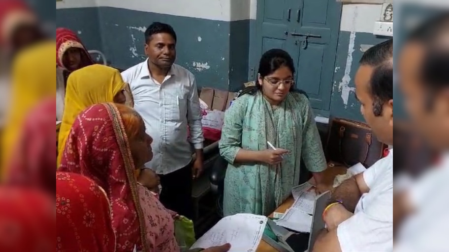 Jaipur Chomu News SDM Dilip Singh Rathod conducted surprise inspection ...