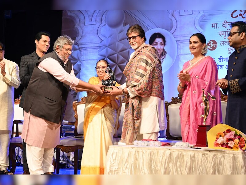 Amitabh bachchan honoured with Lata Deenanath Mangeshkar award padmini kolhapure randeep hooda ...