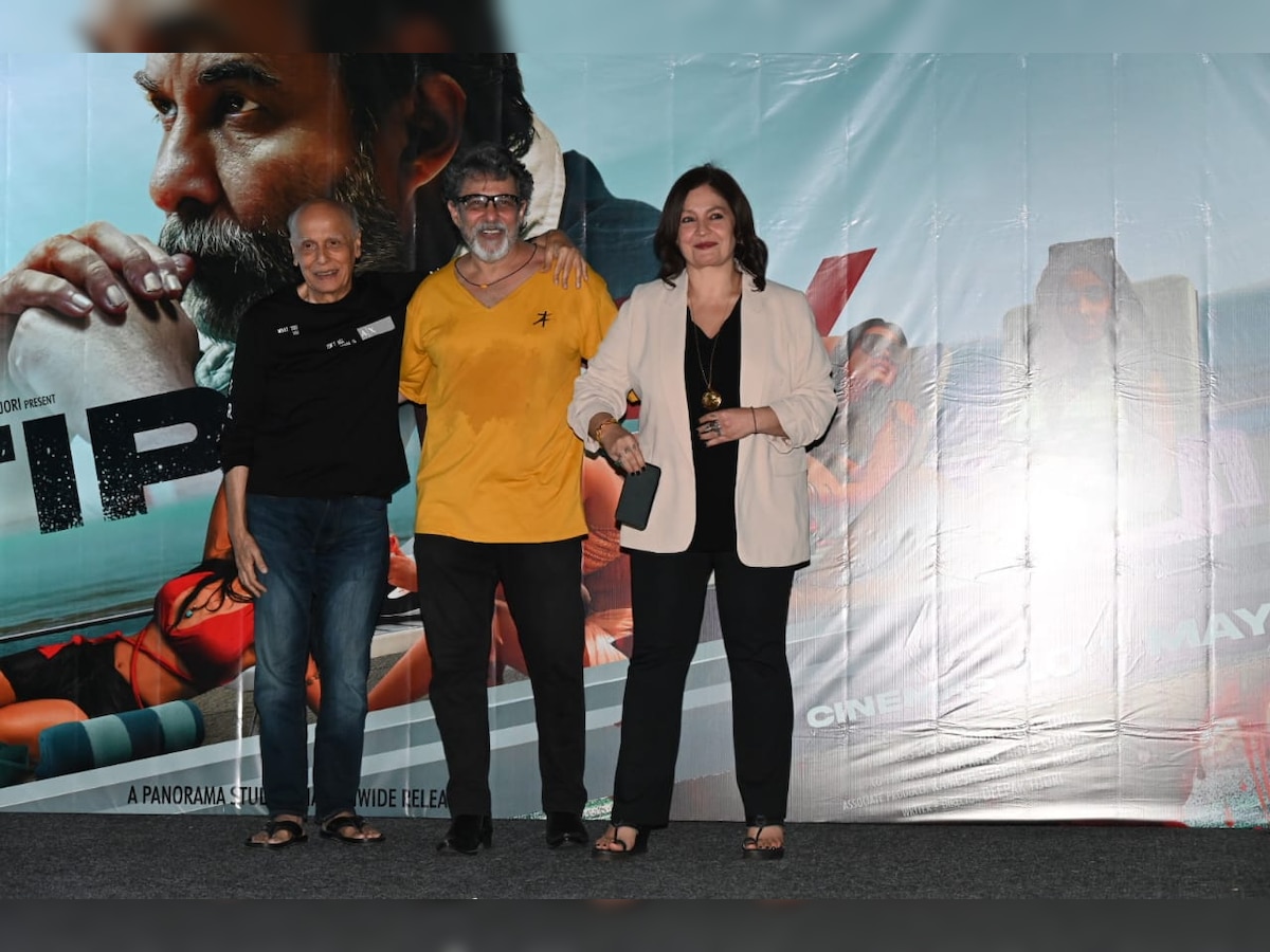 Mahesh Bhatt, Pooja Bhatt, Deepak Tijori and Star Cast At Trailer ...