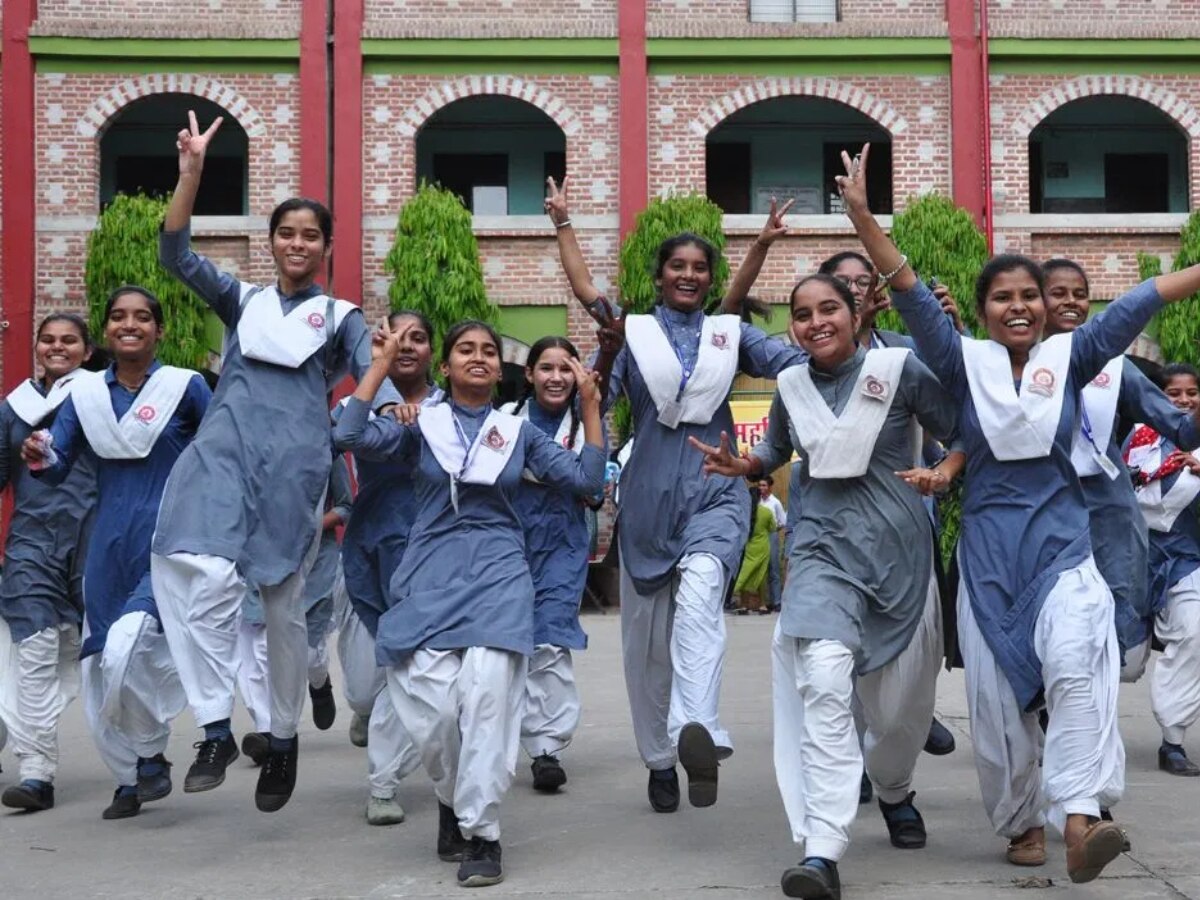 uk board result 2024 10th 12th toppers priyanshi rawat topped the high ...