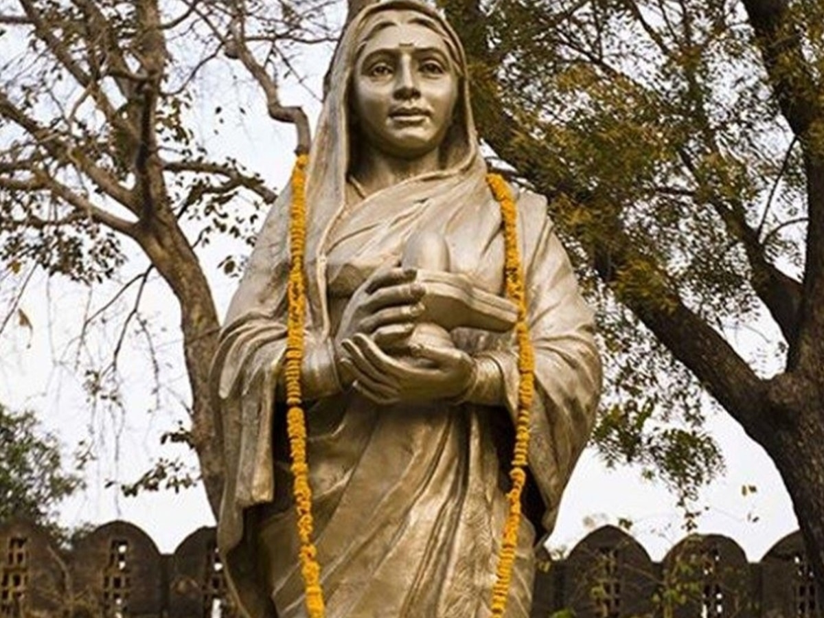 Kashi Vishwanath Mandir varanasi Indore Queen Ahilyabai Holkar had got ...