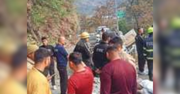 road accident in mussoorie suv car fell down-from mountain many feared ...