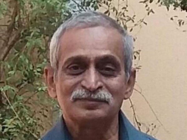 After Singer KK Marathi actor Satish Joshi died while performing stage ...