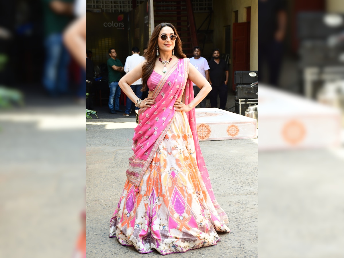 Madhuri Dixit wear pink lehenga choli black chashma beats Urmila ...