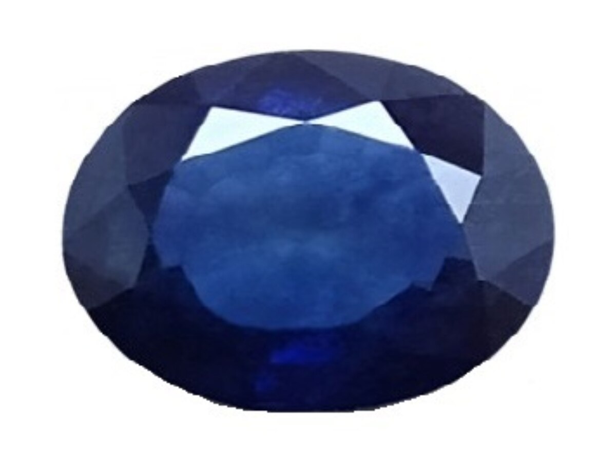 Neelam Gemstone: किन राशियों के लिए शुभ होता है नीलम? जान लें पहनने के ...