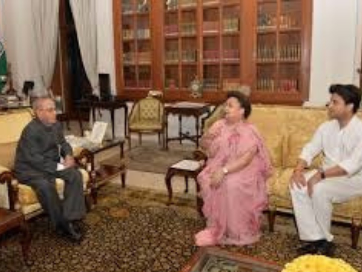 jyotiraditya scindia mother Madhavi Raje Scindia passes away ...