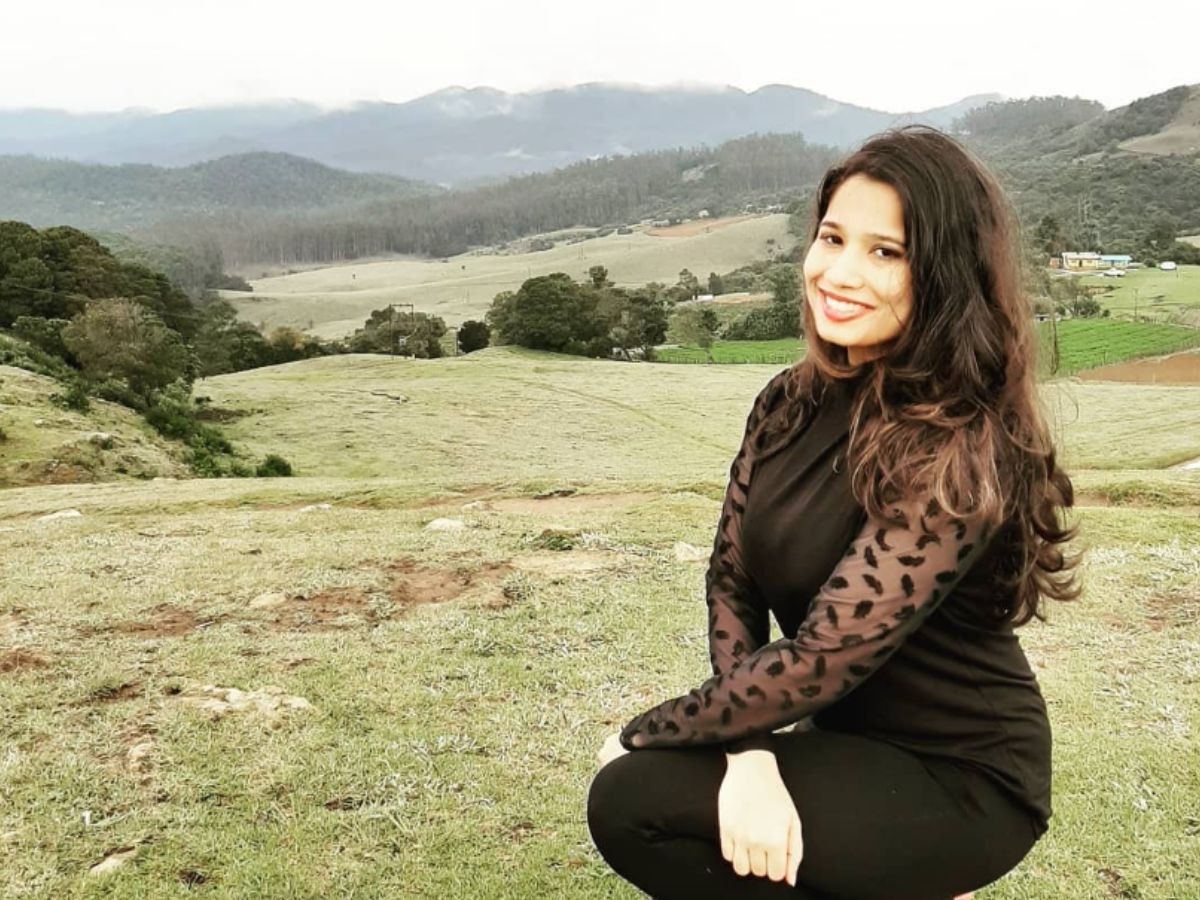 Success Story Of Ayushi Pradhan given UPSC exam 3 attempts At age of 26 ...