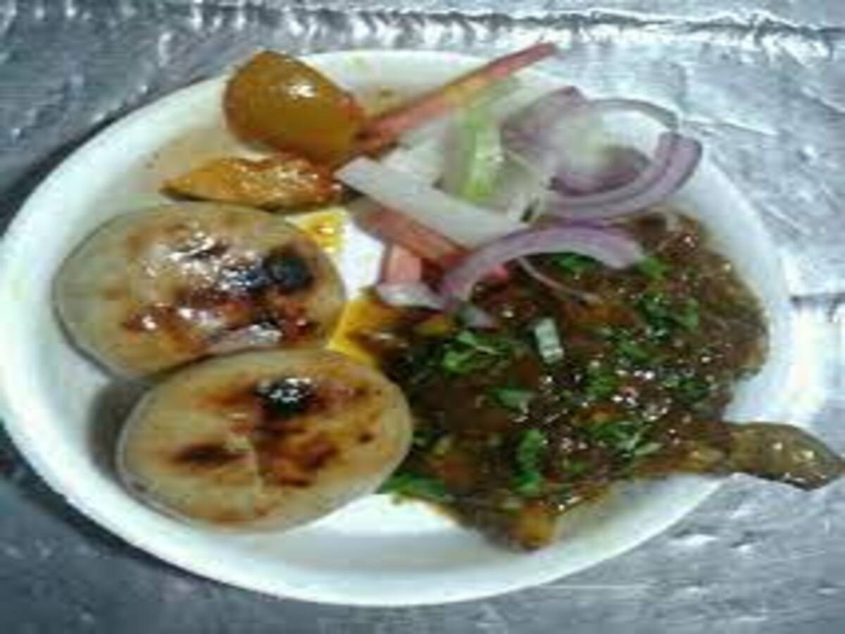 bihar desi food Litti Chicken is defeating Litti Chokha in terms of ...