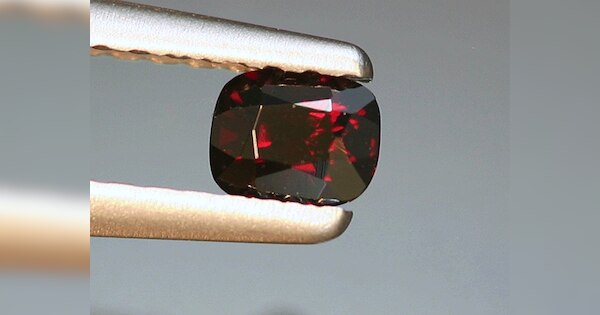 Painite is a costly stone than diamond ହୀରାଠୁ ଦୁର୍ଲଭ ଏହି ପଥର