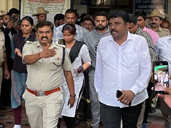 Prajwal Revanna 6 days police custody | JDS सांसद प्रज्वल रेवन्ना को ...