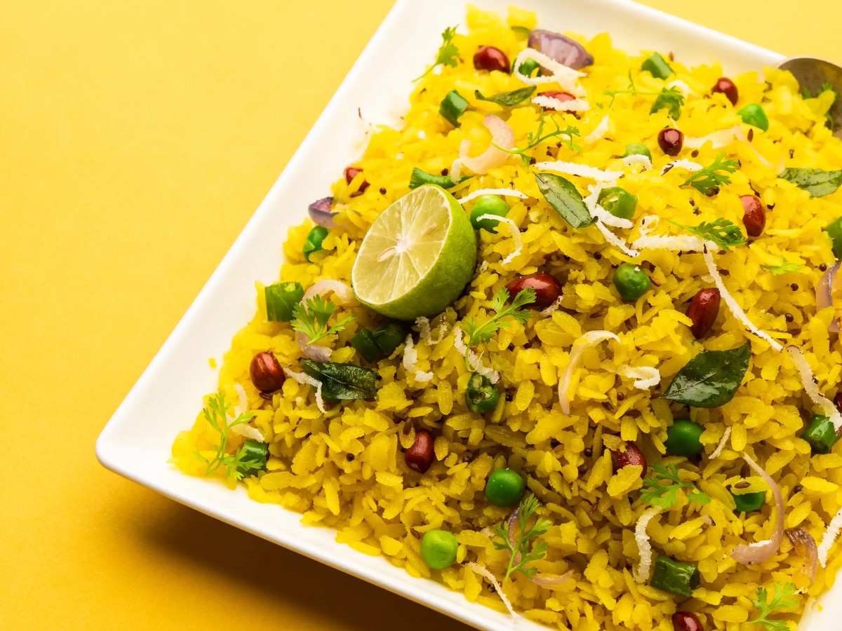 सिर्फ इंदौरी ही नहीं ये 16 वैरायटी का पोहा है फेमस, क्या आपने कभी किया ...