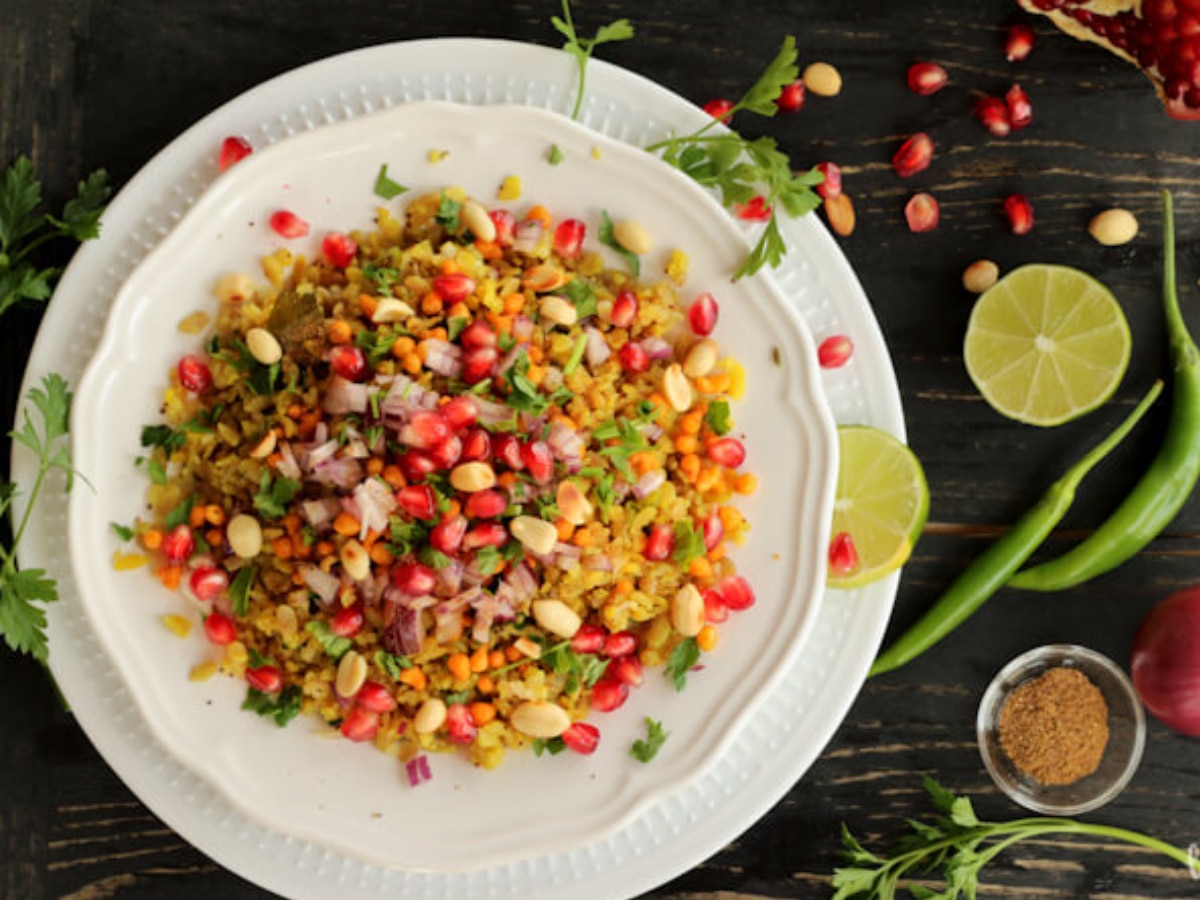 सिर्फ इंदौरी ही नहीं ये 16 वैरायटी का पोहा है फेमस, क्या आपने कभी किया ...