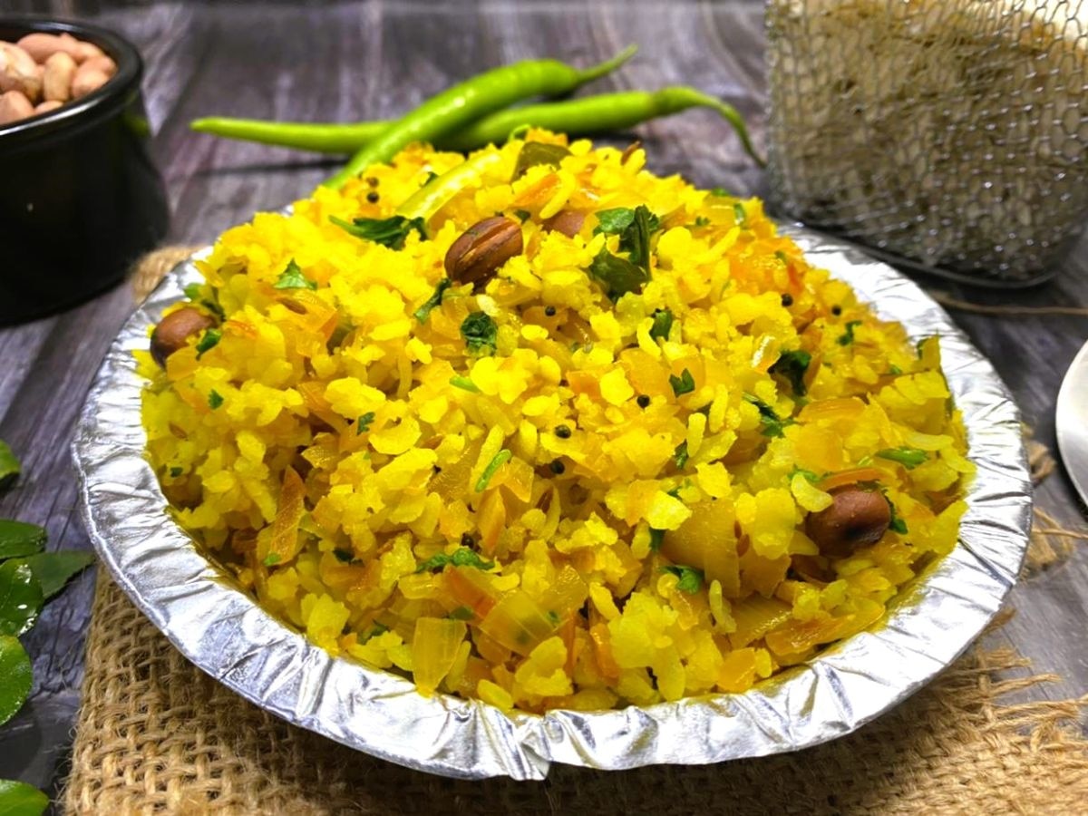 Why You Should Eat Poha In Breakfast Daily Major Health Benefits | Poha ...