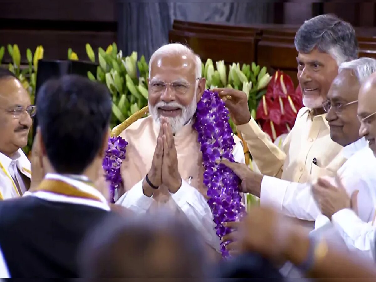 Lok sabha ncr narendra modi oath ceremony why and on what are the prime minister and ministers ...