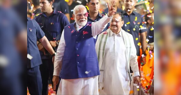 Lok sabha ncr narendra modi oath ceremony why and on what are the prime minister and ministers ...