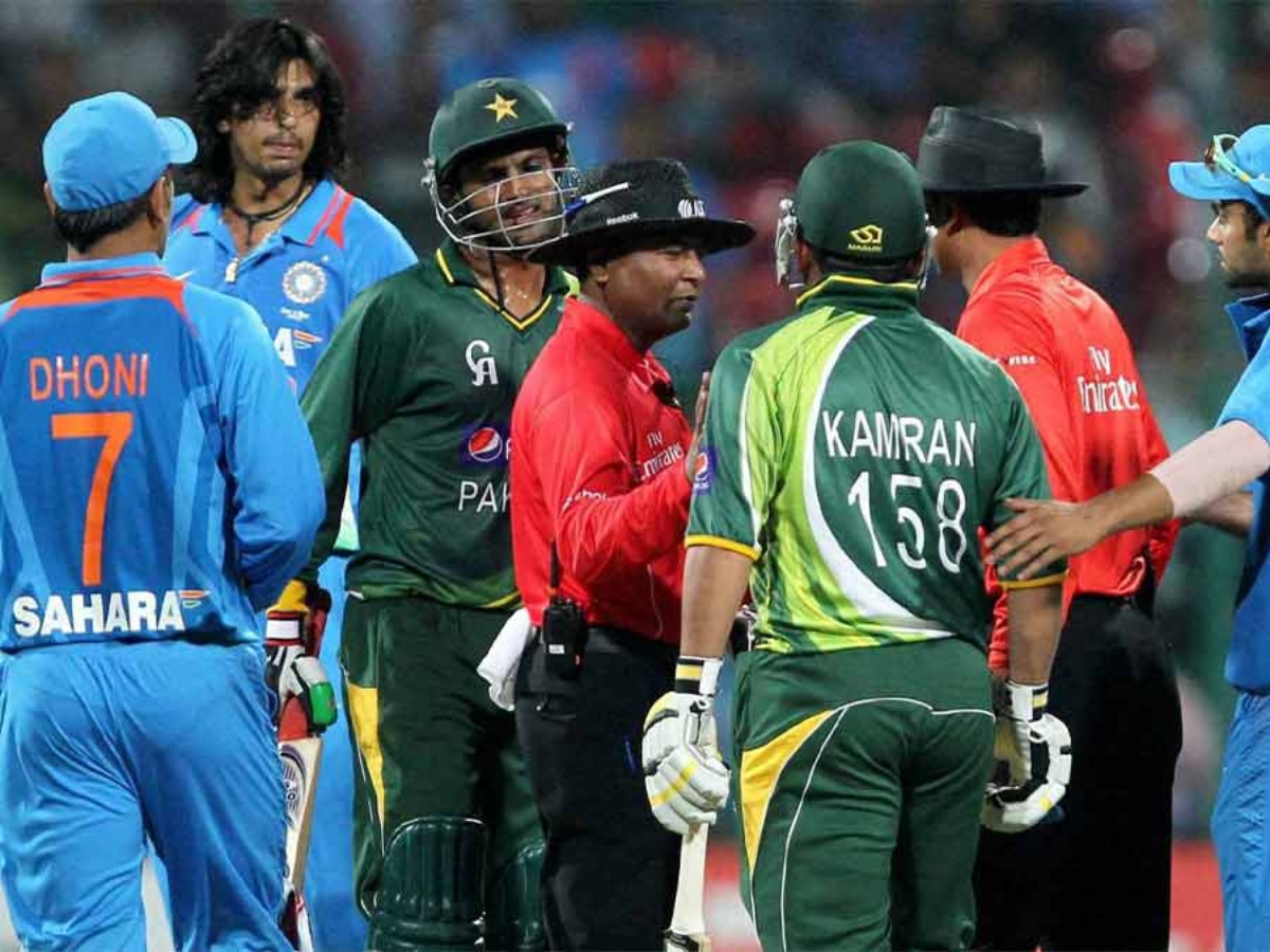 Kamran Akmal controversy list Arshdeep Singh Harbhajan Singh to Ishant ... Kamran Akmal controversy list Arshdeep Singh Harbhajan Singh to Ishant ...