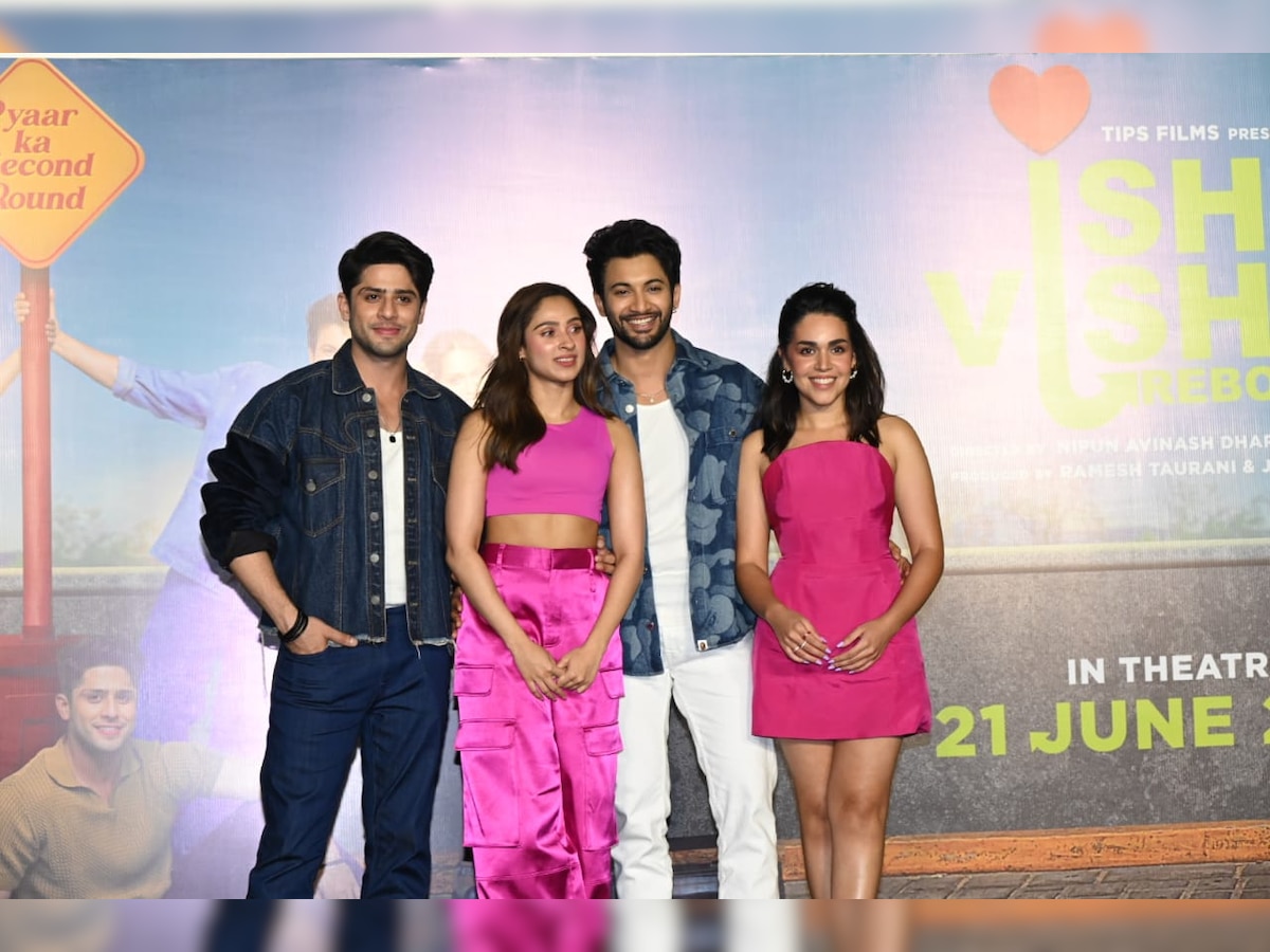 Pashmina Roshan, Rohit Saraf, Jibraan Khan, Naila Grrewal Movie Ishq ...