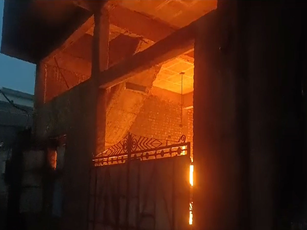 Churu Sardarshahr News Huge fire broke out in furniture factory could ...