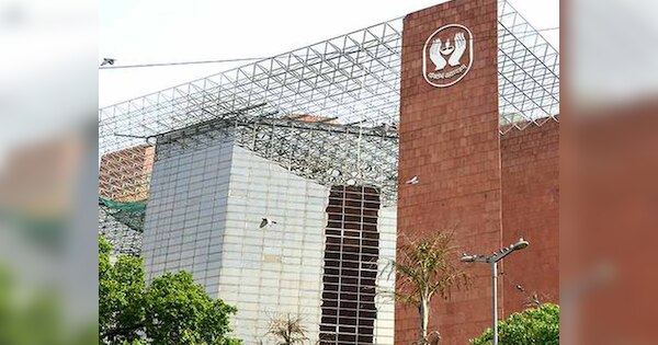 lic may sell delhi and mumbai premium commercial building know govt ...