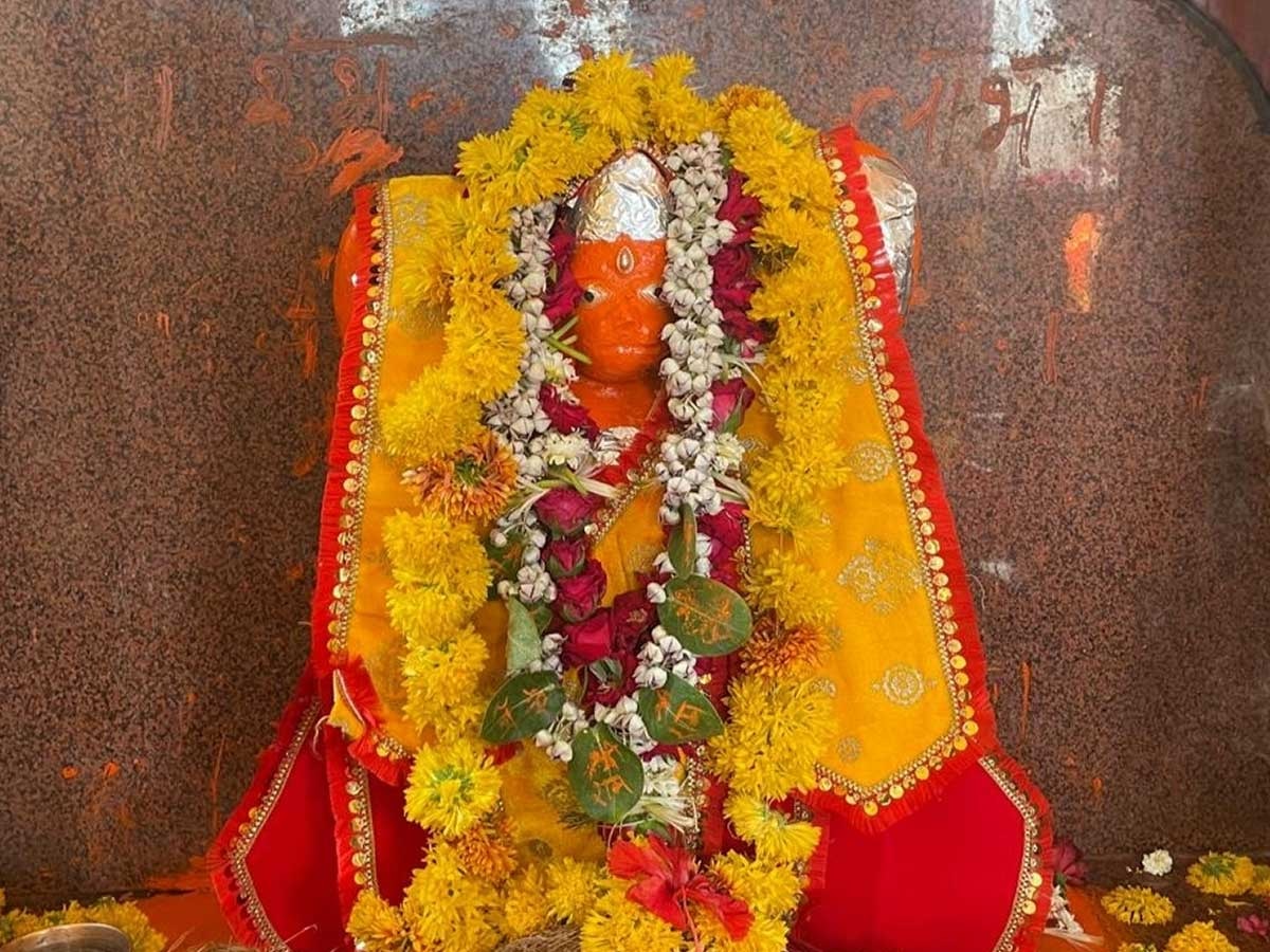 burhanpur ancient hanuman temple where grooms procession comes out ...
