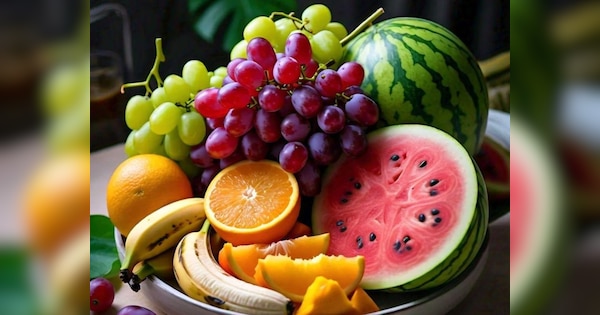 Eating these 5 fruits before sleeping at night is harmful | सोने से ...