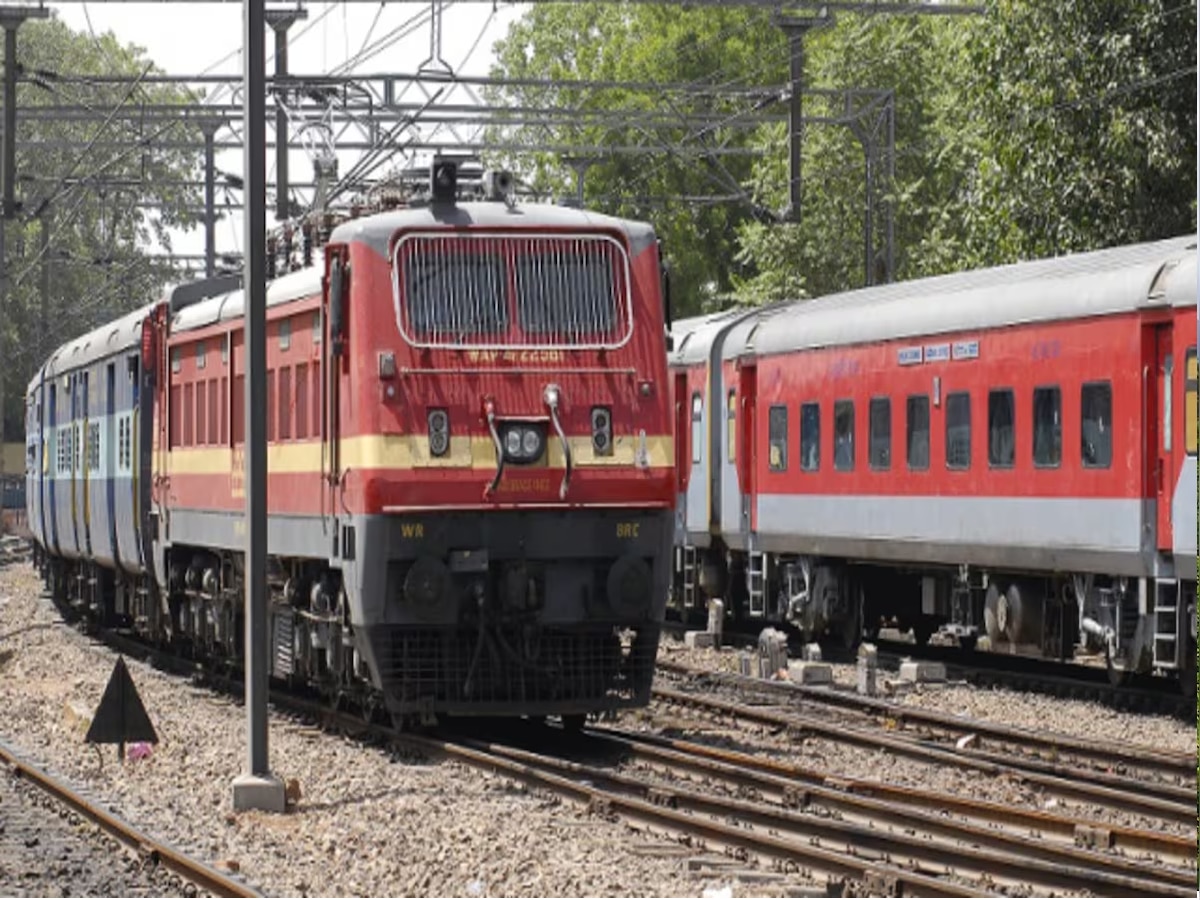 Mahakumbh 2025 Ayodhya and Kashi will be Connected With Maha Kumbh Special Trains will Run Daily ...