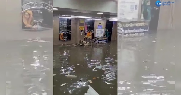 Delhi News Water also entered the joda ghar of Gurudwara Sis Ganj Sahib ...