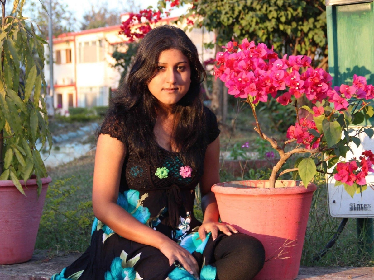 PWD XEN suspended on DMs recommendation who is IAS Neha Prakash | DM की ...