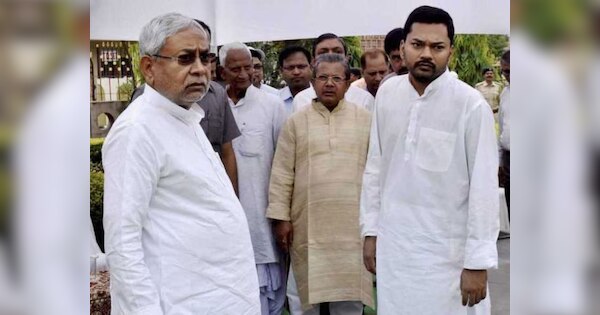 Bihar Politics Nitish Kumar son Nishant will take over the command of JDU Leader son will not do ...