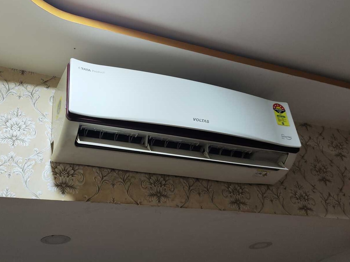 AC Tips And Tricks Air Conditioner Damage In Monsoon Dont Do These 5 Mistakes | बारिश में AC से ...
