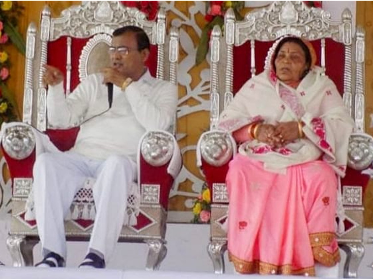 narayan sakar hari aka bhole baba net worth 100 crore know hathras baba ...