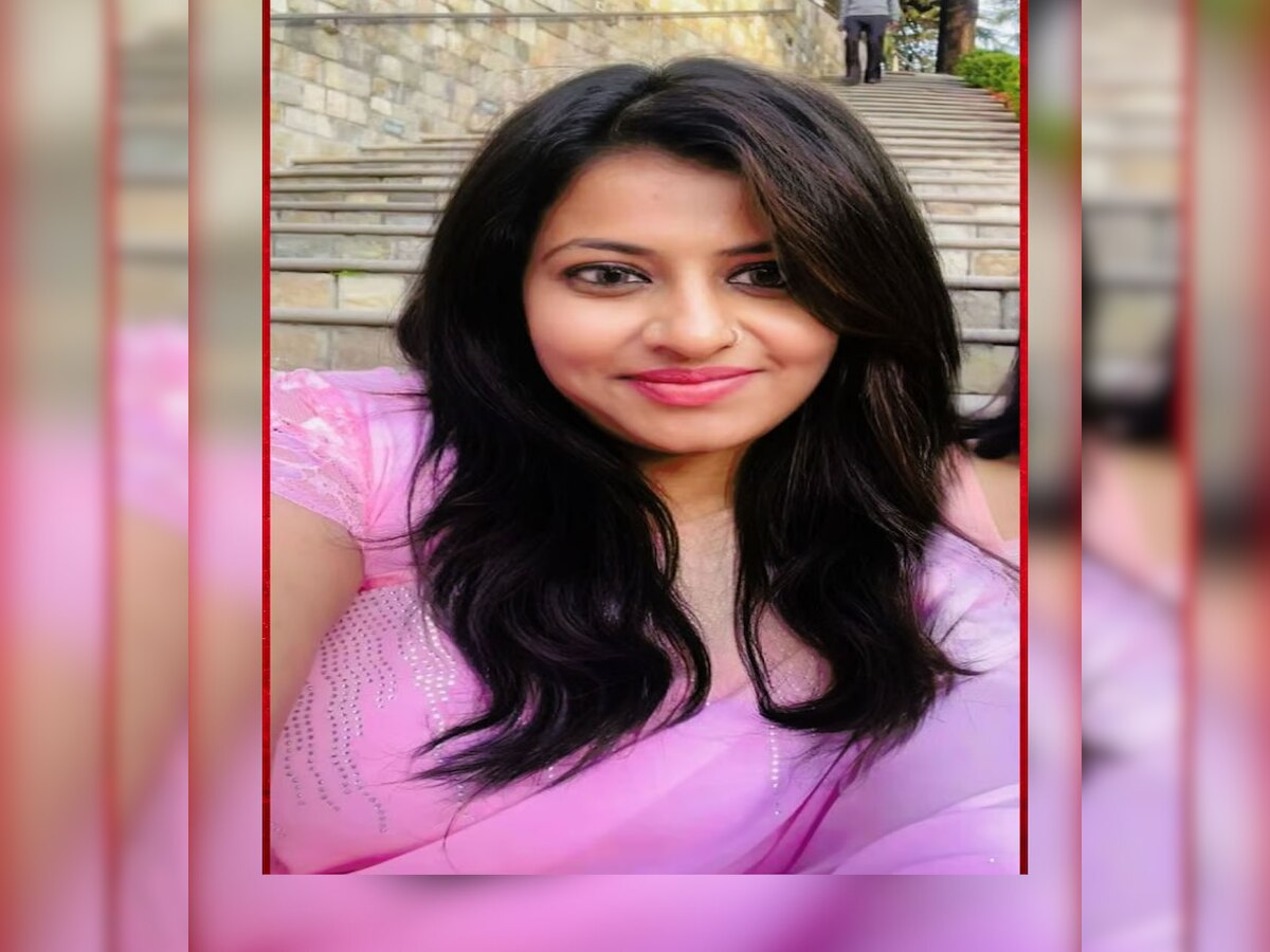 IAS Pooja Khedkar Viral photos know why she is in lime light and highly ...