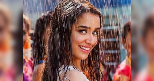 Makeup Tips In Hindi Know About How To Keep Makeup During Monsoon