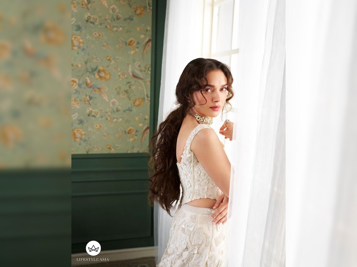 muslim actress Aditi Rao Hydari hot and bold photos marriage with ...