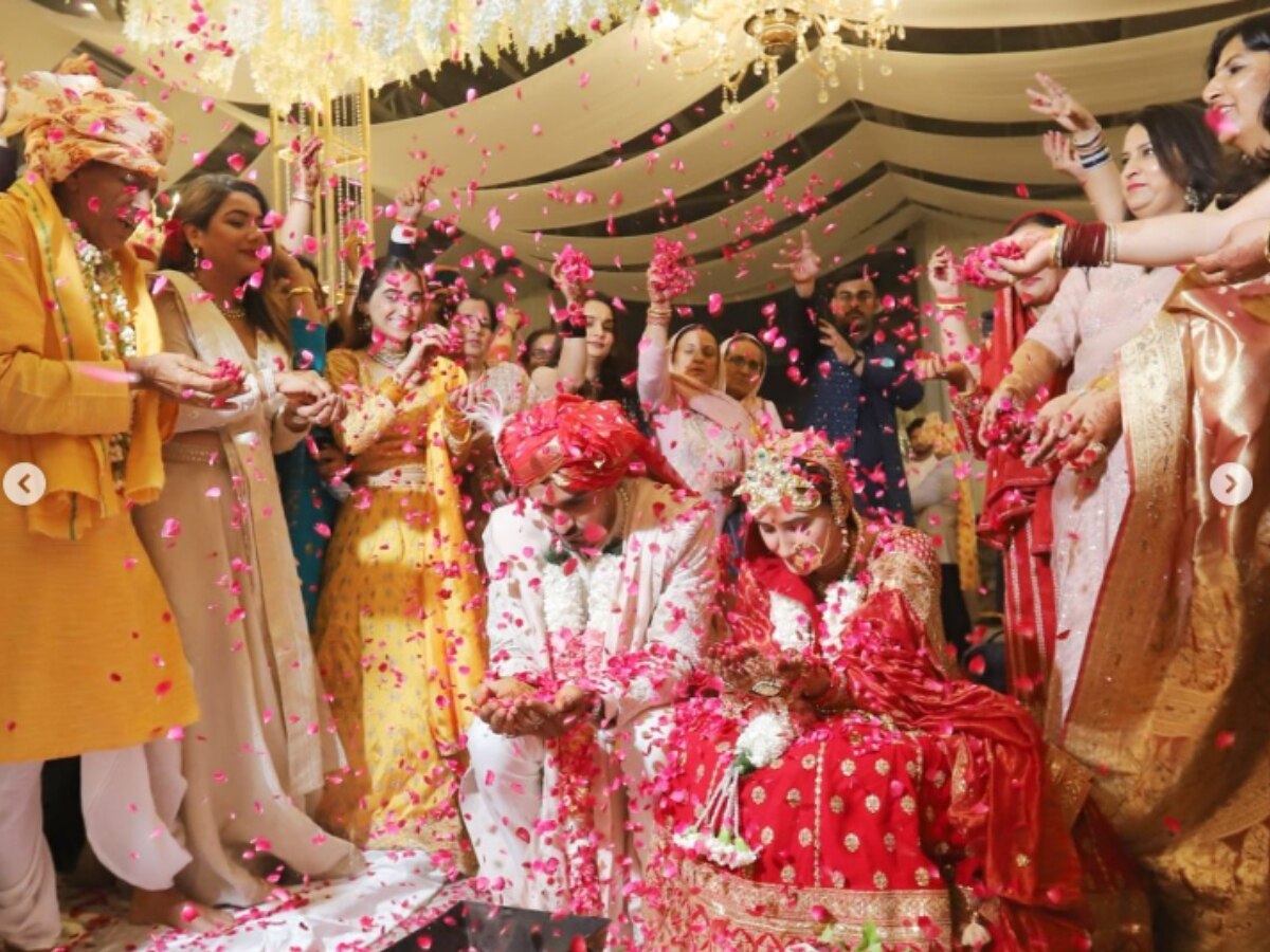 Deepak hooda married with his girlfriend shared photos on instagram ...