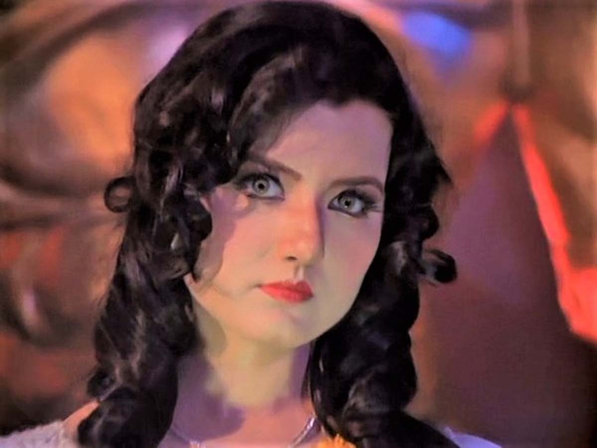 Veerana Movie Heroine Ka Naam, Jasmine Dhunna Wikipedia Story | वीराना हीरोइन का नाम, जैस्मिन ...