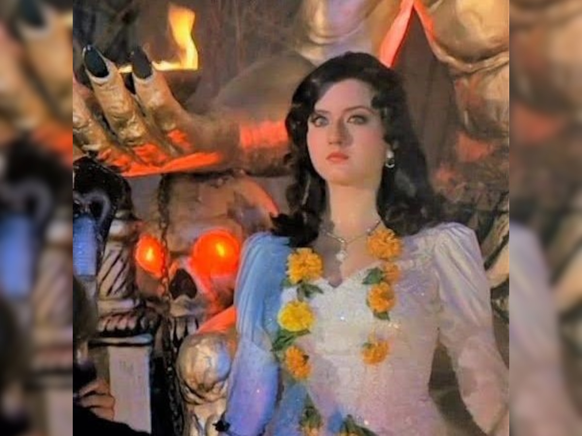 Veerana Movie Heroine Ka Naam, Jasmine Dhunna Wikipedia Story | वीराना ...