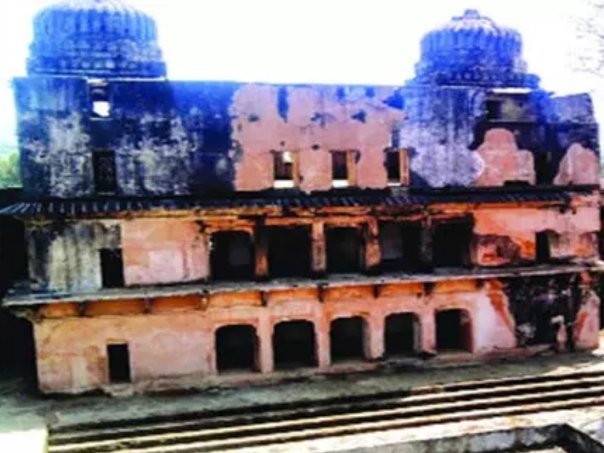 CG Famous forts and Palace of Chhattisgarh like Ratanpur Fort ...
