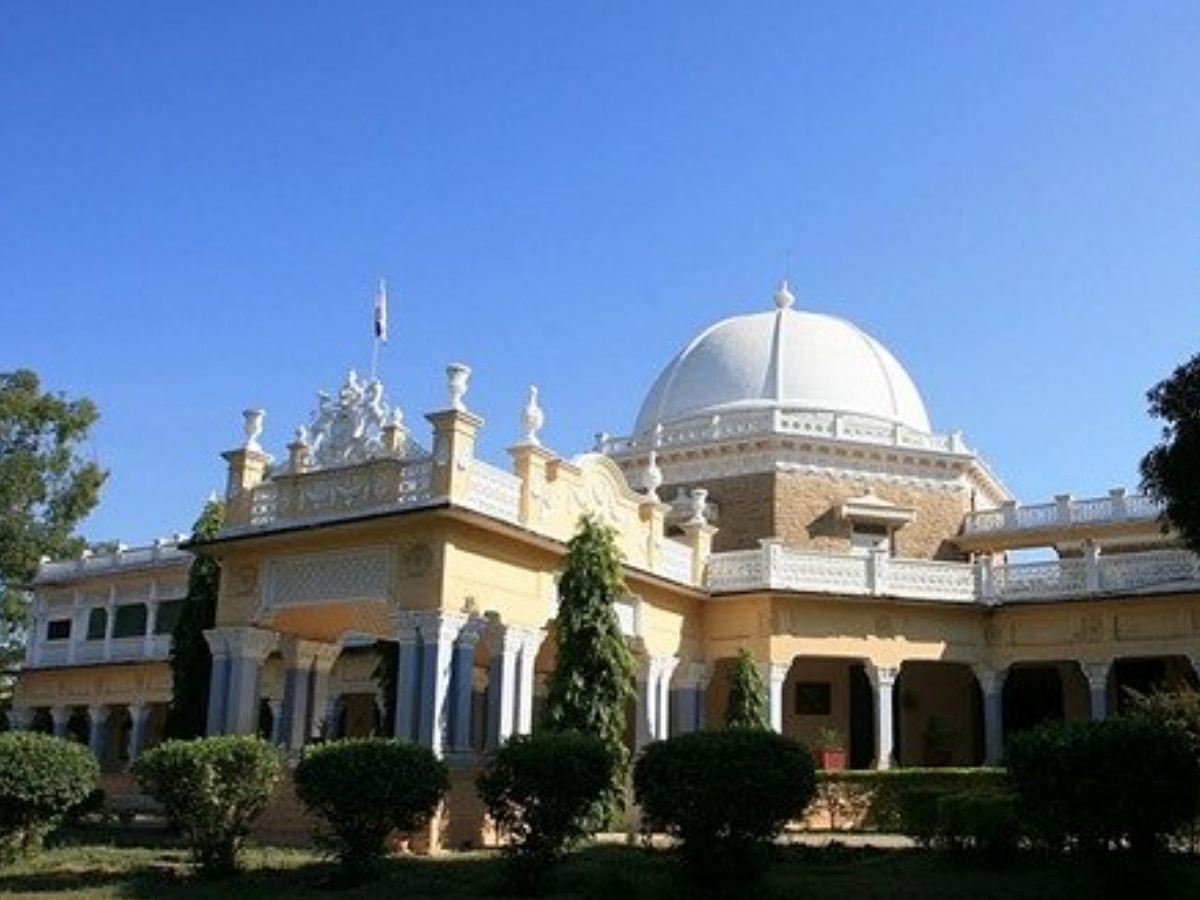 CG Famous forts and Palace of Chhattisgarh like Ratanpur Fort ...