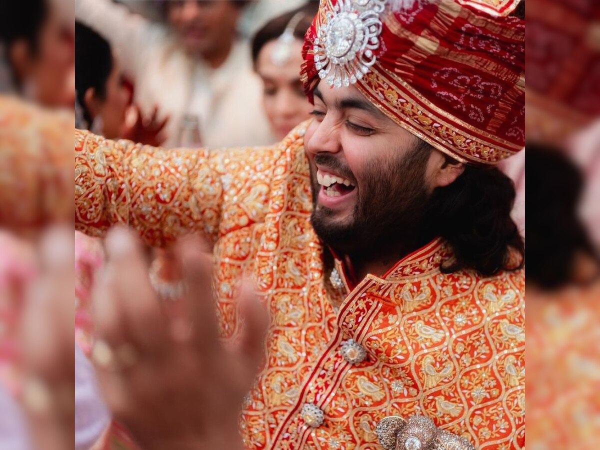 Anant Ambani sarpech Kalgi is so expensive made with diamond ruby worth ...