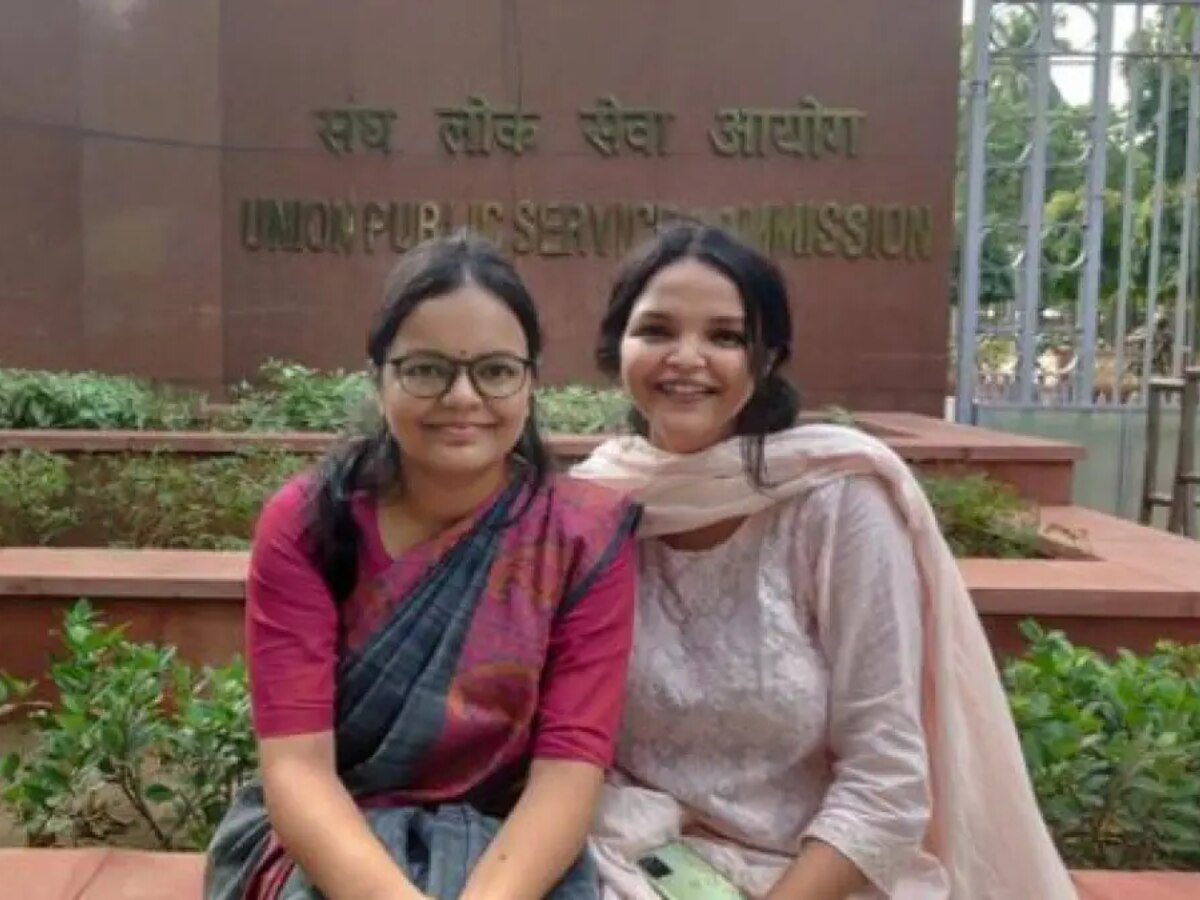 simran and srishti two sisters from delhi cracked upsc and became ...
