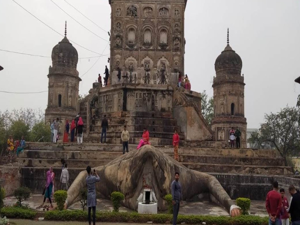 sawan 2024 medak mandir in lakhimpur kheri lord shiva sitting on back ...