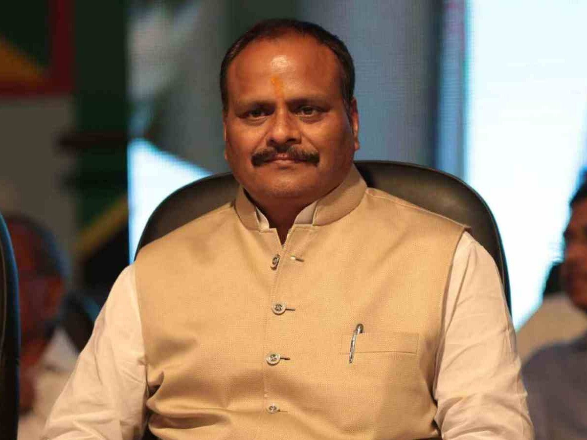 Keshav Prasad Maurya Brajesh Pathak give challenge to Yogi Adityanath ...