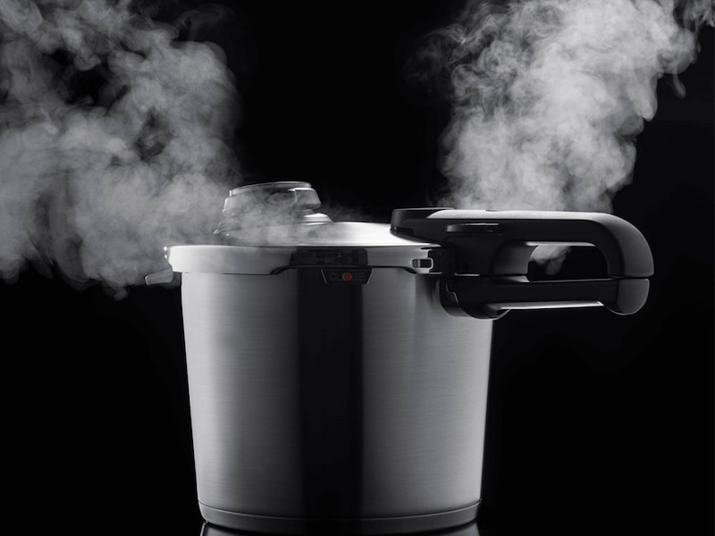 Follow these Safety Tips while cooking in Pressure Cooker to prevent ...